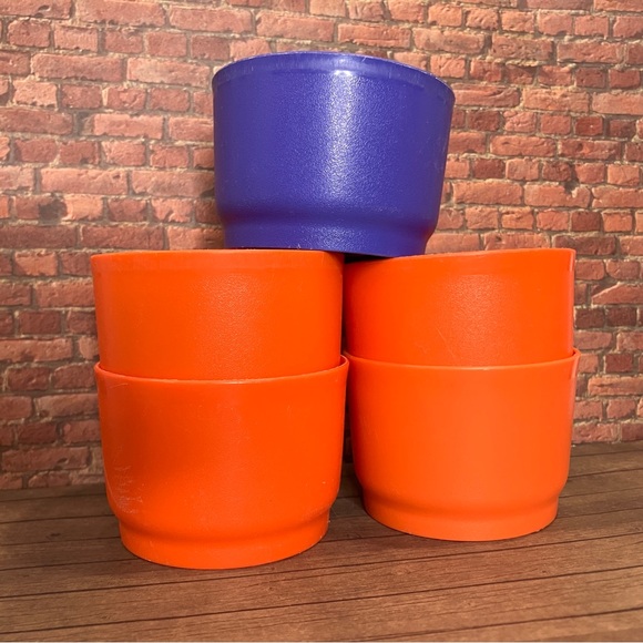 Tupperware | Kitchen | 5 Tupperware 4oz Orange And Purple Snack Cups ...